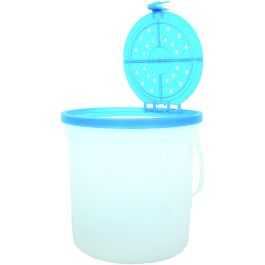 Bomgaars : Challenge Bait Bucket, 4 Quart : Buckets